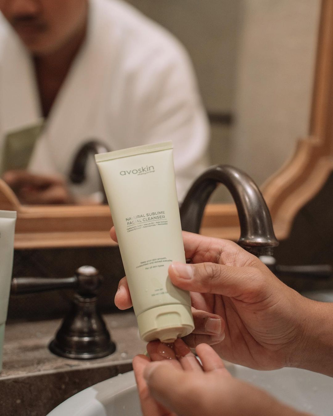 Skincare untuk Kulit Kusam dari Avoskin yang Wajib Kamu Coba!