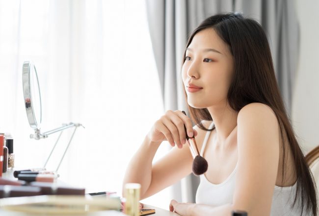 Tips Makeup Tahan Lama yang Perlu Diketahui Semua Wanita